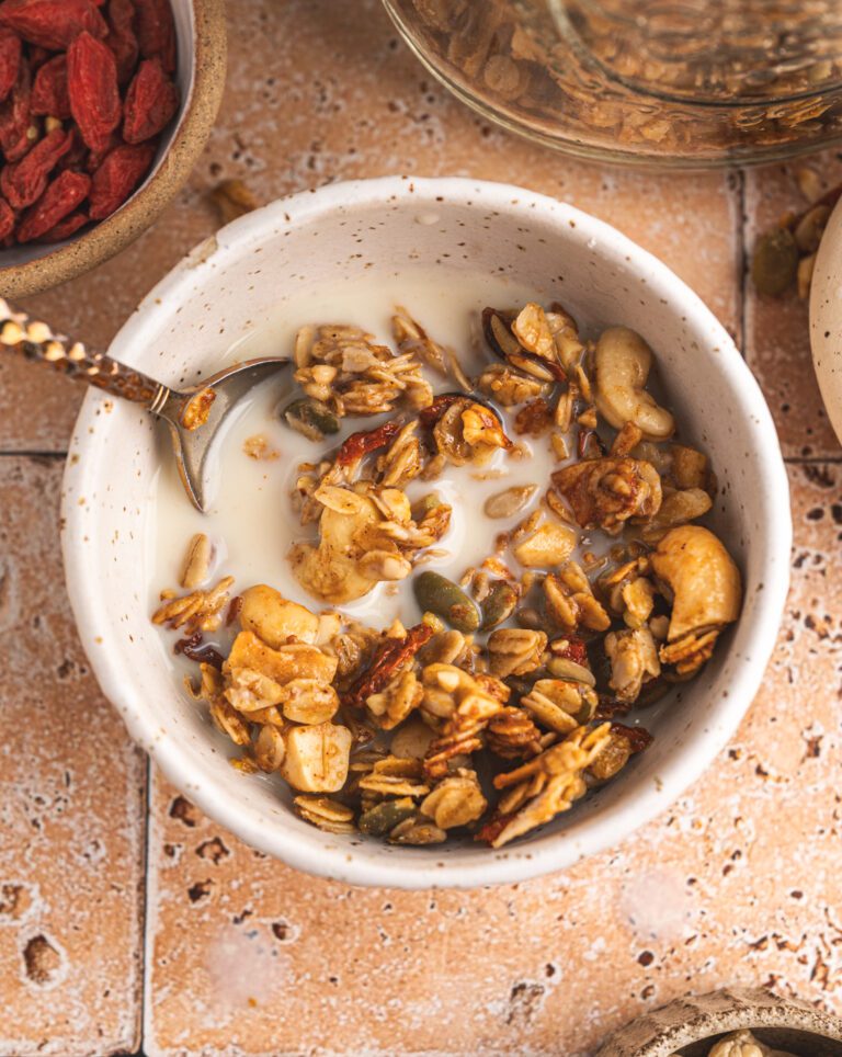 Goji Berry Cashew Granola | Teri-Ann Carty Recipes